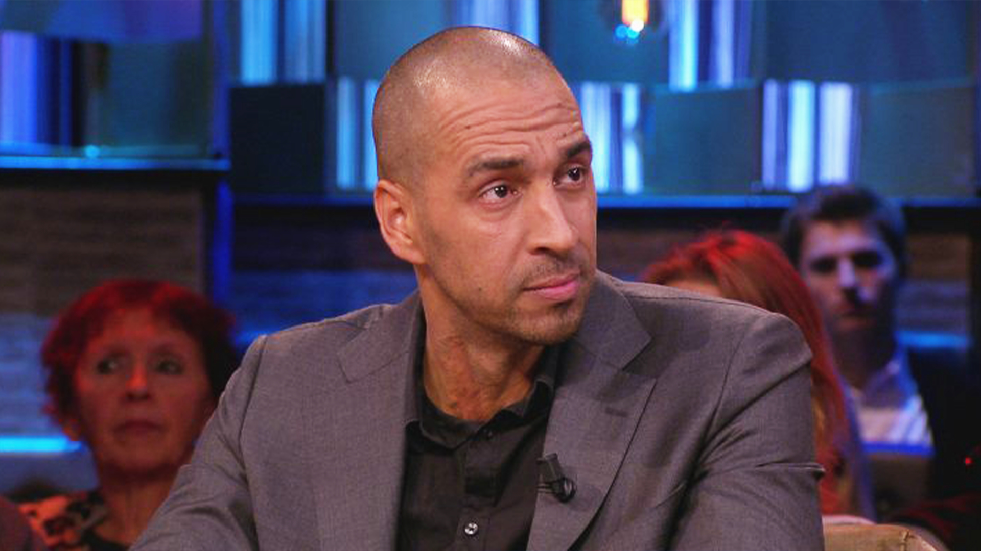 Gerald Roethof over Desi Bouterse - Pauw - BNNVARA